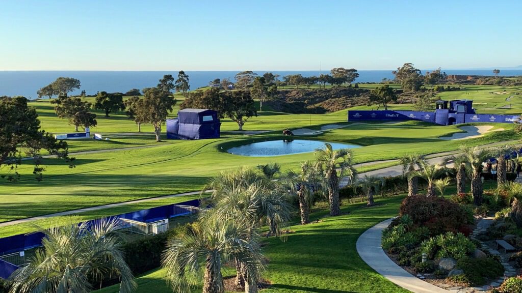 Seven Ways a Corporate Golf Event Fosters Team Cohesion and ...